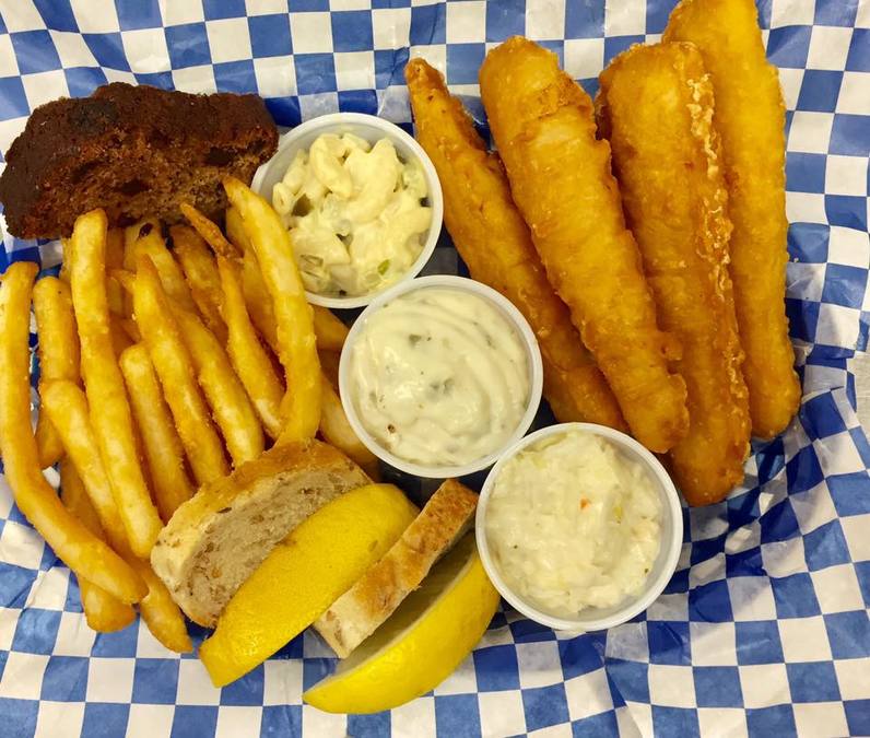 Best Milwaukee-Area Fish Fries - Gallery