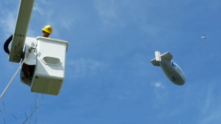 Blimp catches fire and crashes near U.S. Open - Gallery