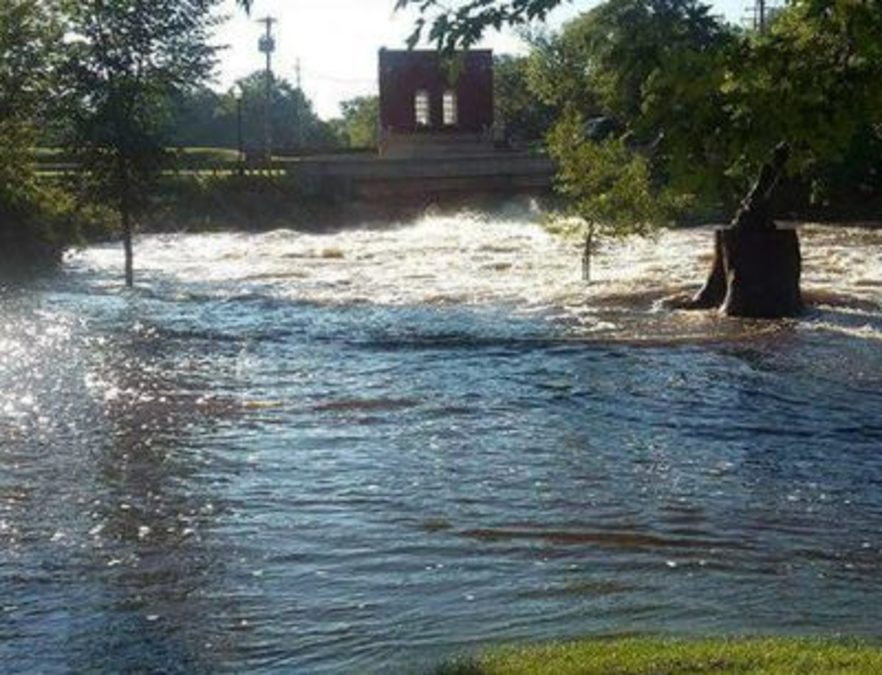 Dam opening leads to park flooding near Friendship Lake - TMJ4 ...